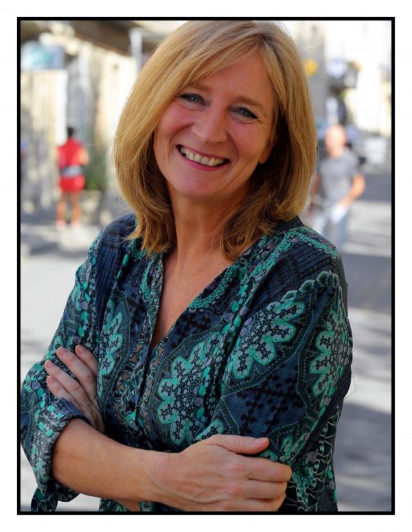 How do we write a short story? – Amanda Hodgkinson - Felixstowe Book ...